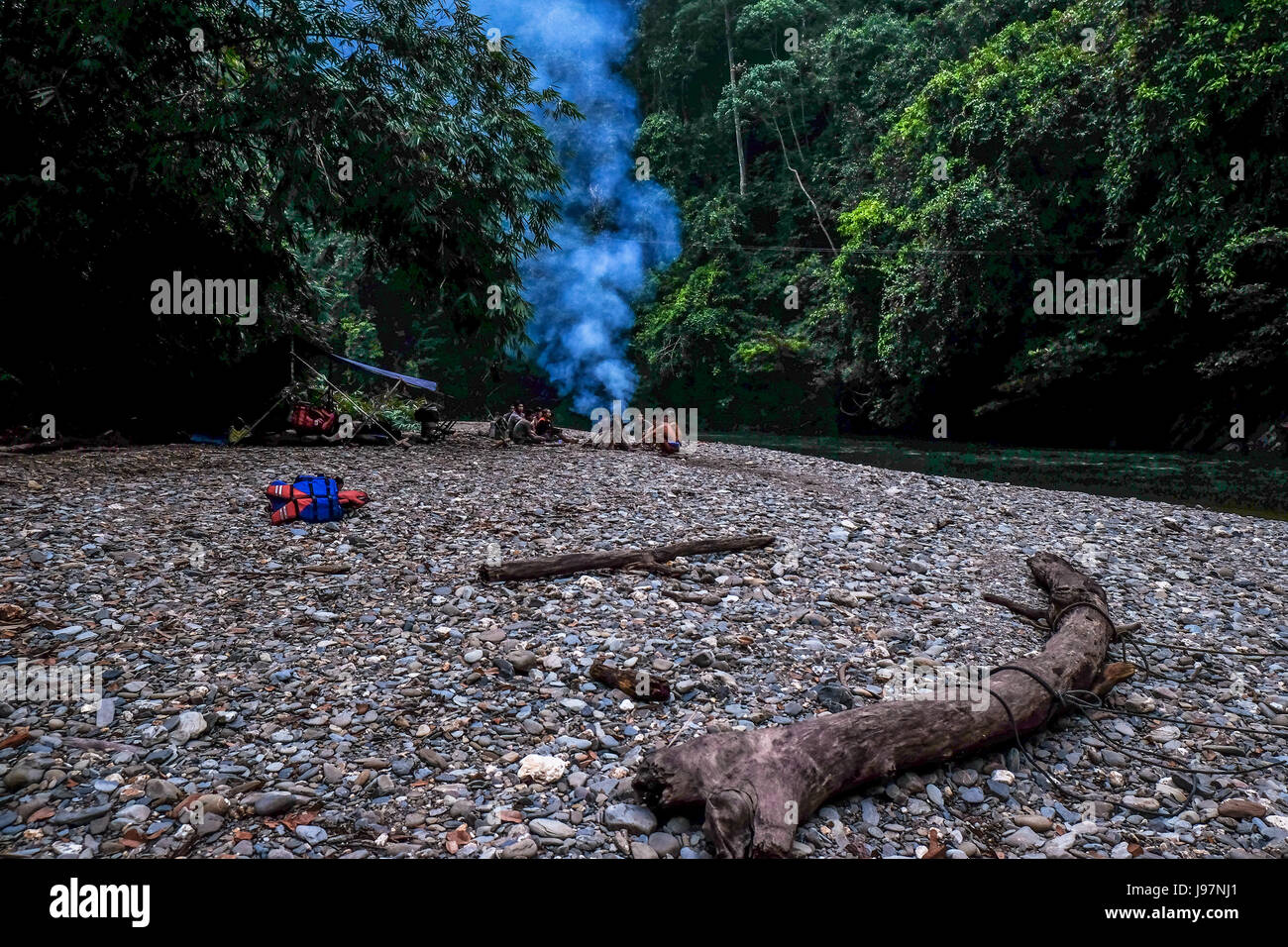 Borneo tribes hi-res stock photography and images - Alamy