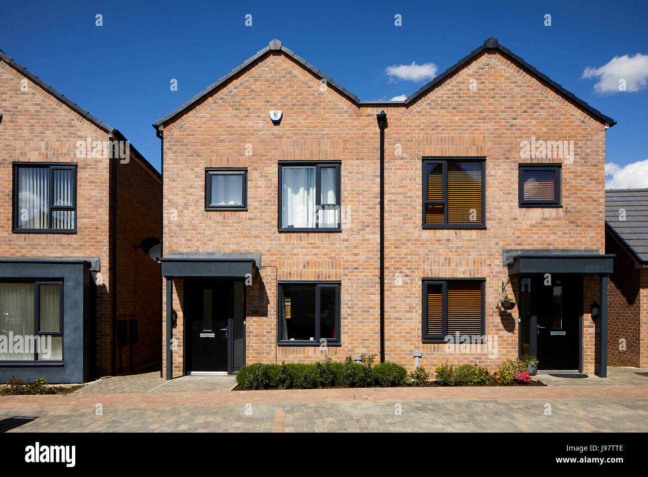 Barratt houses hi-res stock photography and images - Alamy