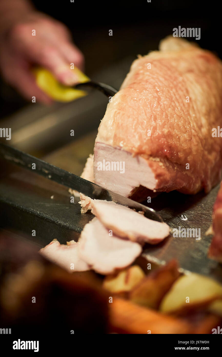 Carvery pub, turkey being sliced at the counter Stock Photo - Alamy