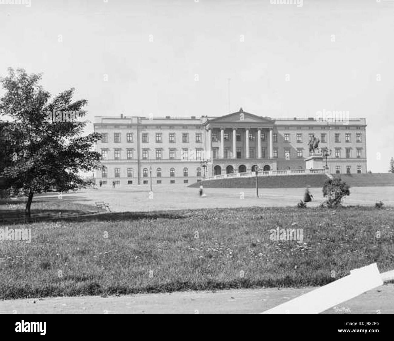 Oslo Royal Palace 1890 Stock Photo - Alamy