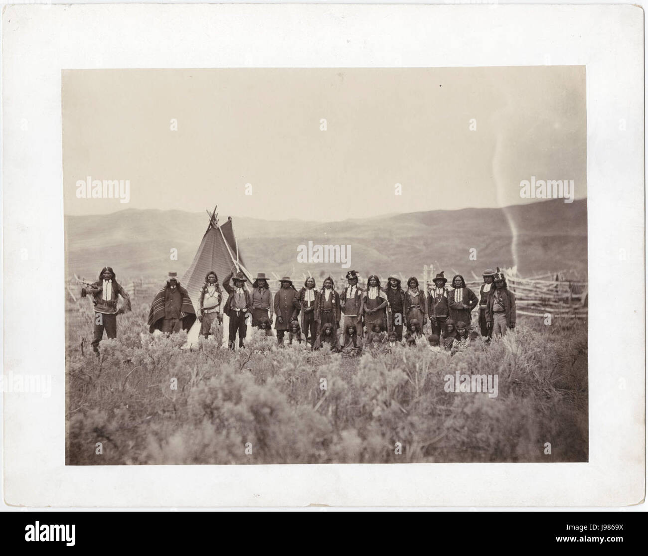 Shoshone indians hi-res stock photography and images - Alamy