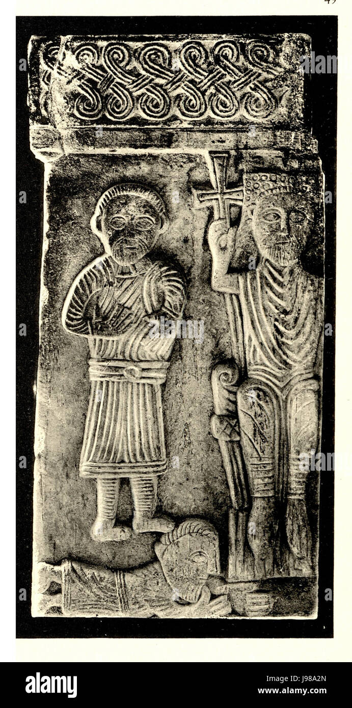 Tafel 049d Spalato Jupitertempel, Baptisterium Fragmente vom Taufstein ...