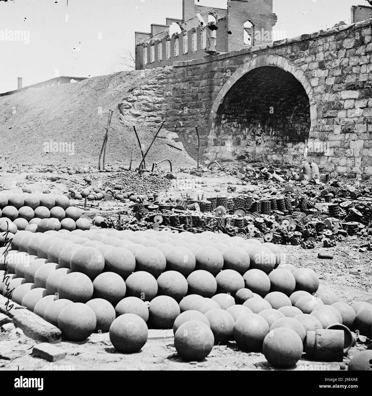 Canister shot Black and White Stock Photos & Images - Alamy