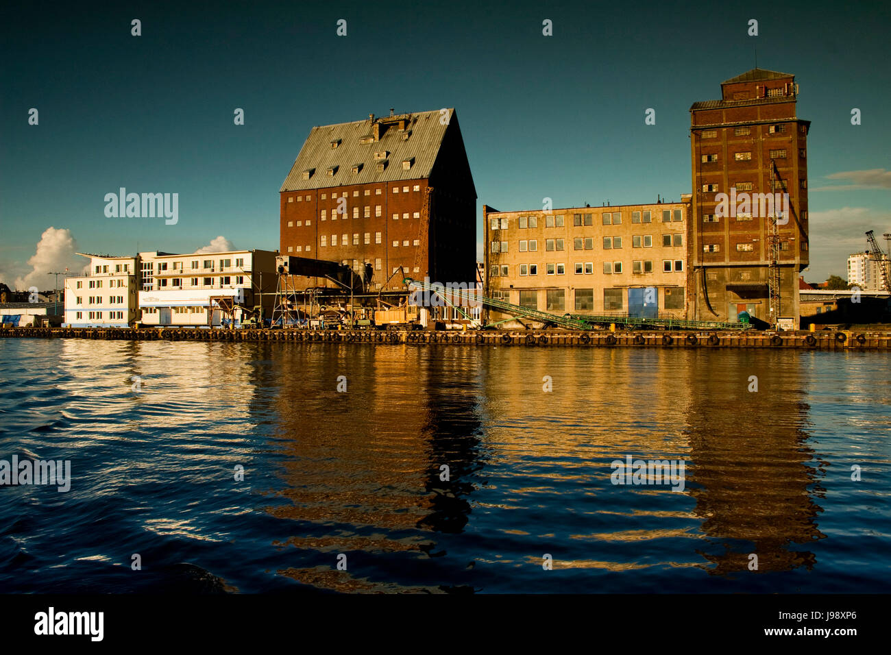 industry, dock, style of construction, architecture, architectural ...