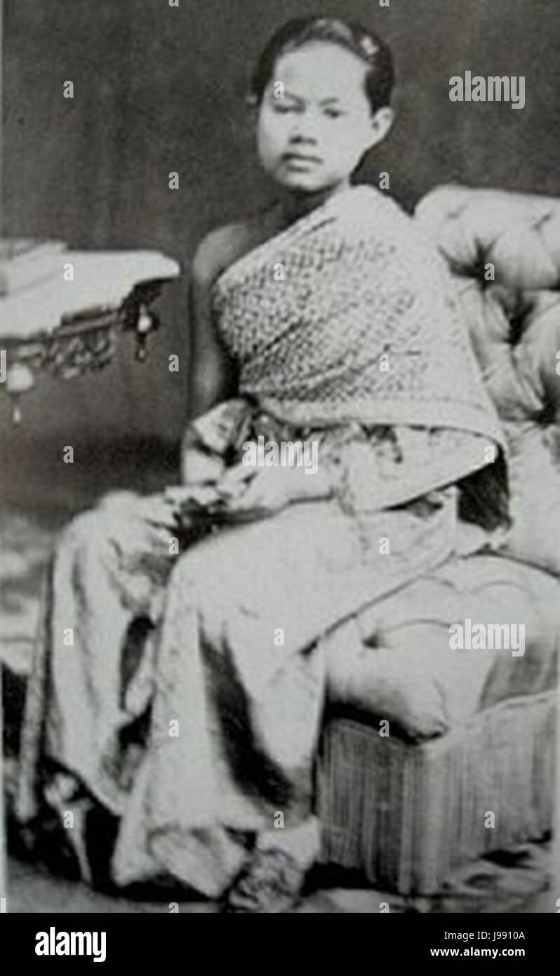 Queen Sunandha Kumariratana Stock Photo - Alamy