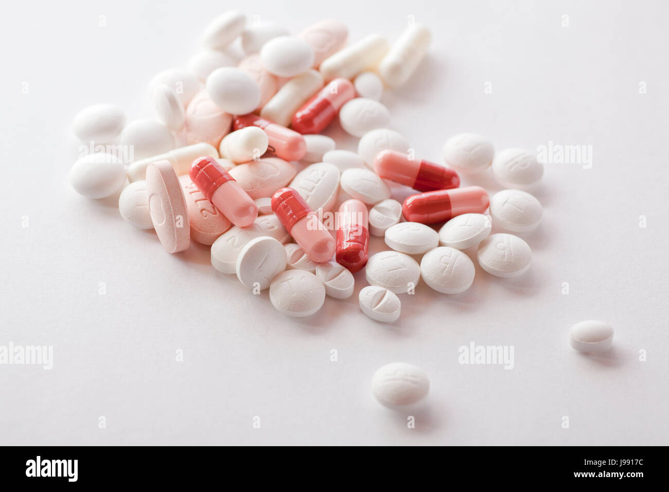 Distress pills medicine healthcare hi-res stock photography and images ...