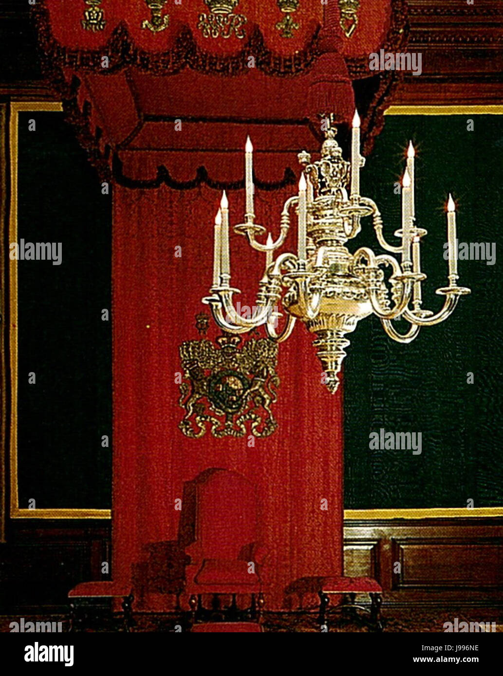 Royal hall throne england hi-res stock photography and images - Alamy