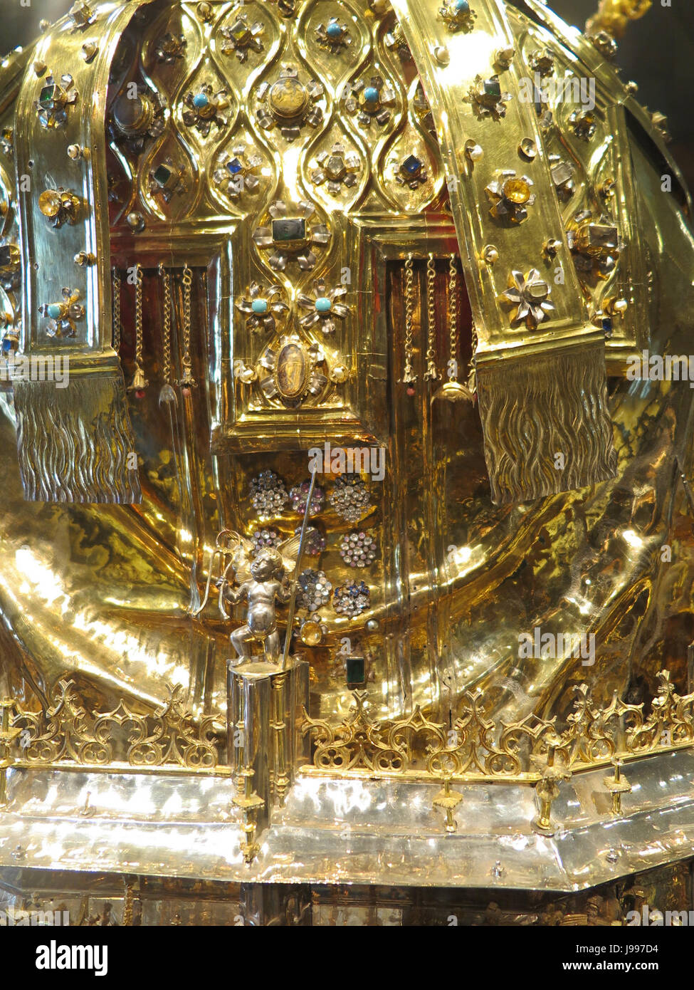 Reliquary of Saint Lambertus rear Stock Photo - Alamy