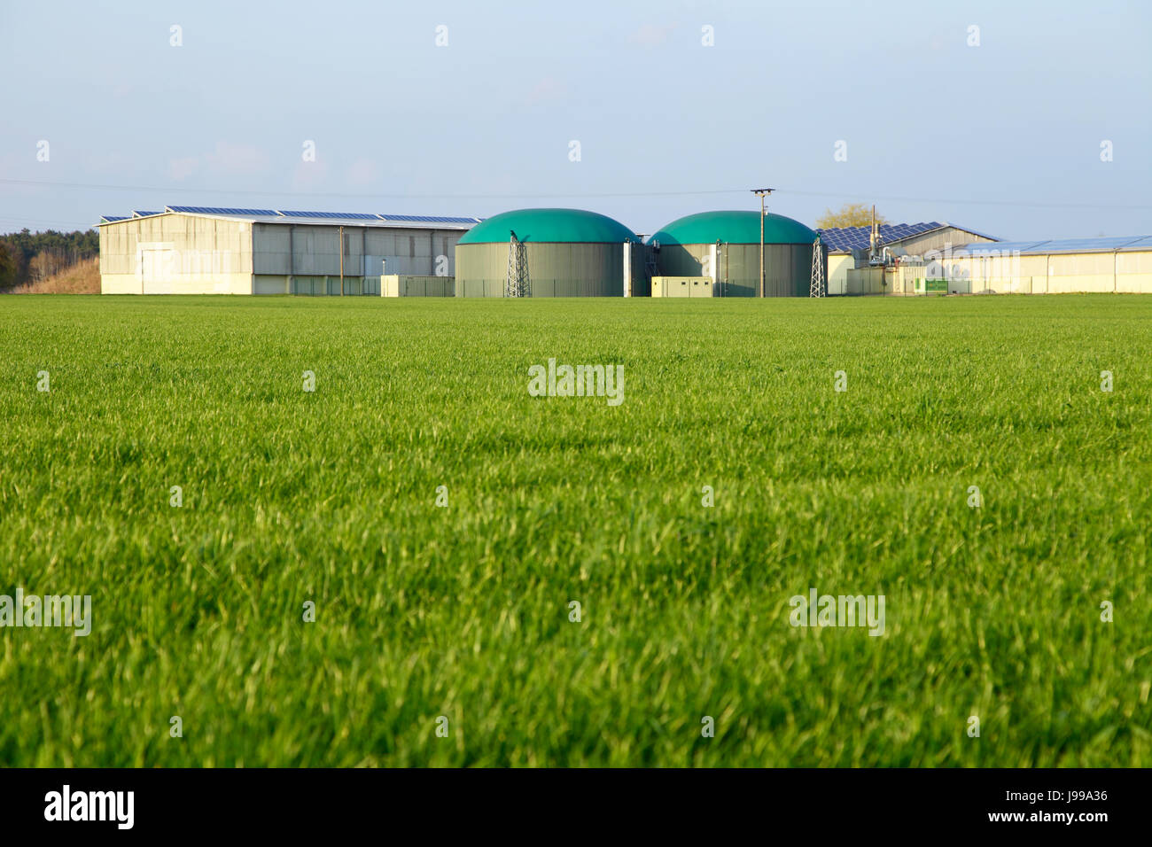 Moderne silos hi-res stock photography and images - Alamy