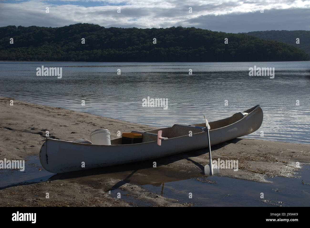 australia, lakeside, salt water, sea, ocean, water, canoe, rowing boat ...