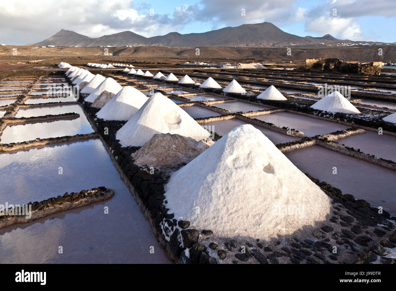 salt, spain, basin, evaporation, exploration, heap, pile, pelvis, shine ...