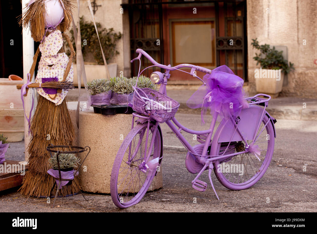 Decorated Bike Handlebars High Resolution Stock Photography and Images ...