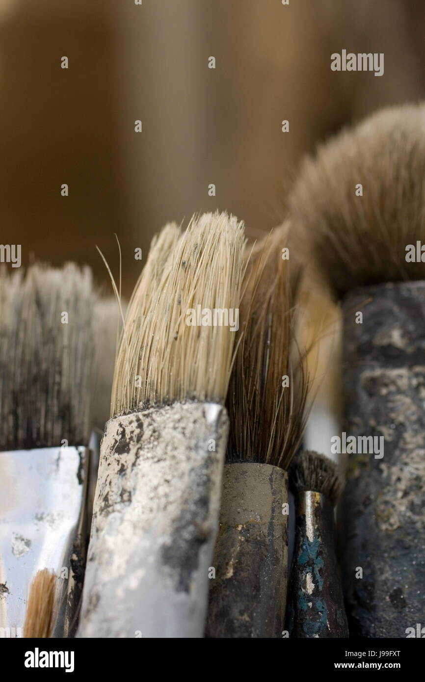 Brush houses hi-res stock photography and images - Alamy