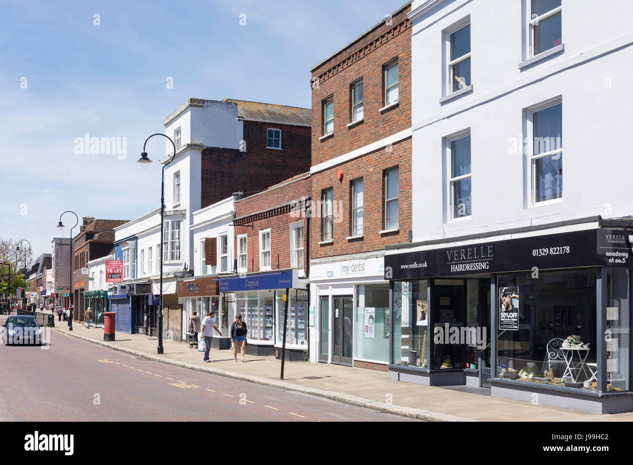 West street fareham hi-res stock photography and images - Alamy