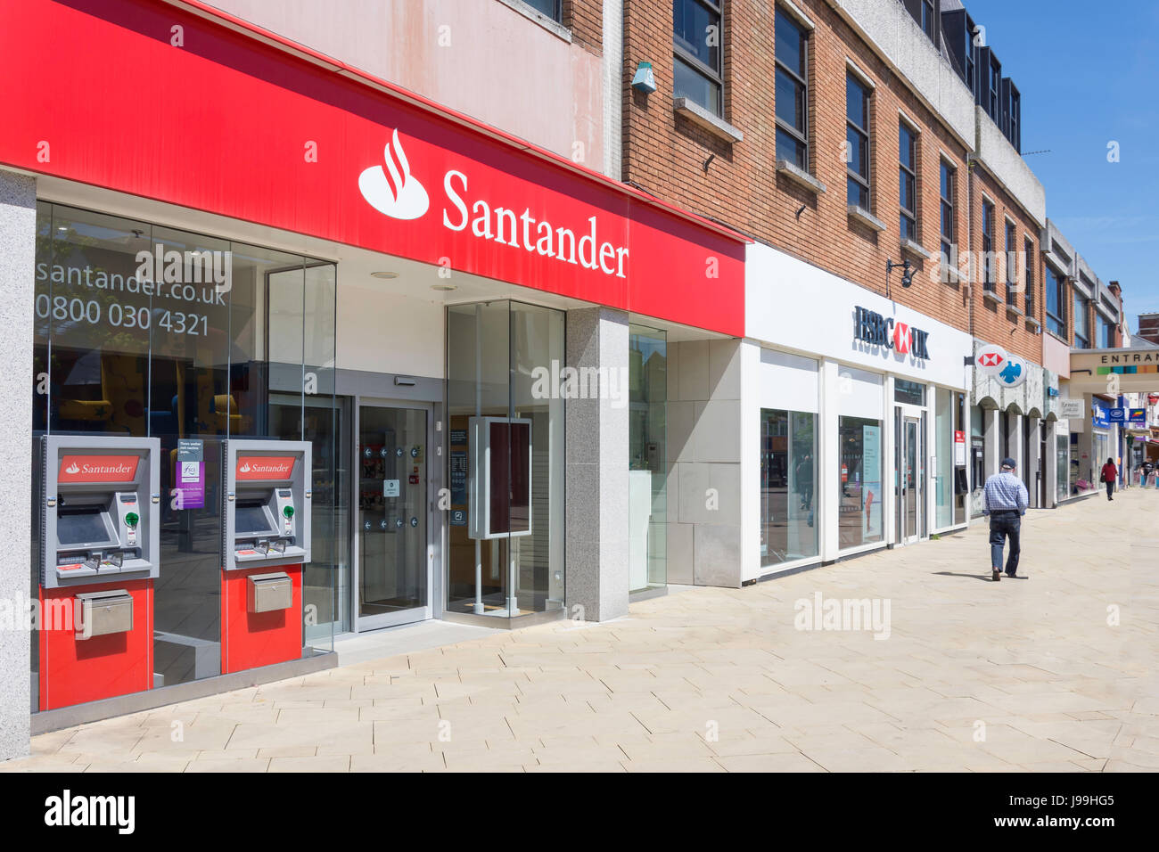 Uk banks logos hi-res stock photography and images - Alamy