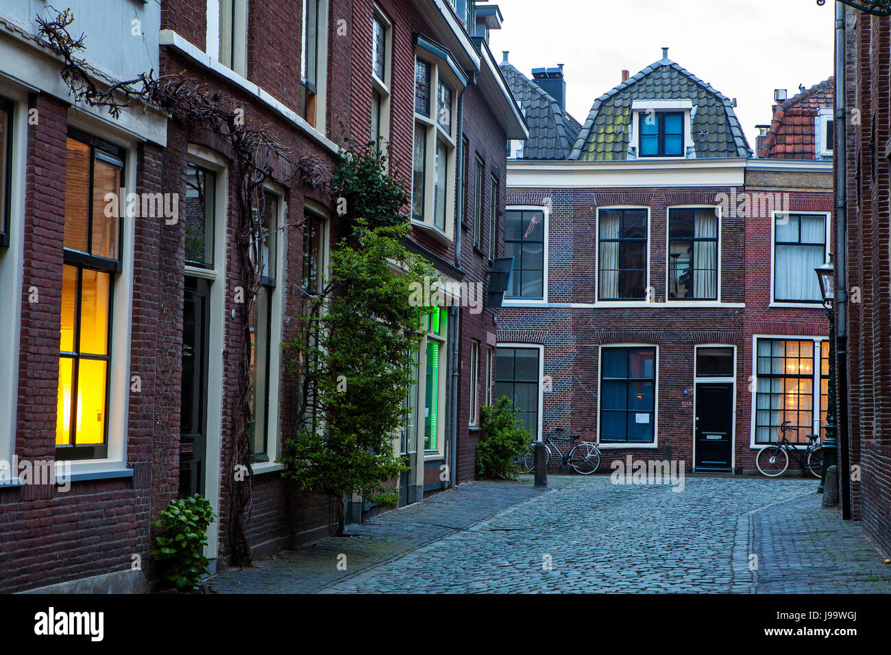Leiden by night, town in Netherlands, May 2017 Stock Photo - Alamy