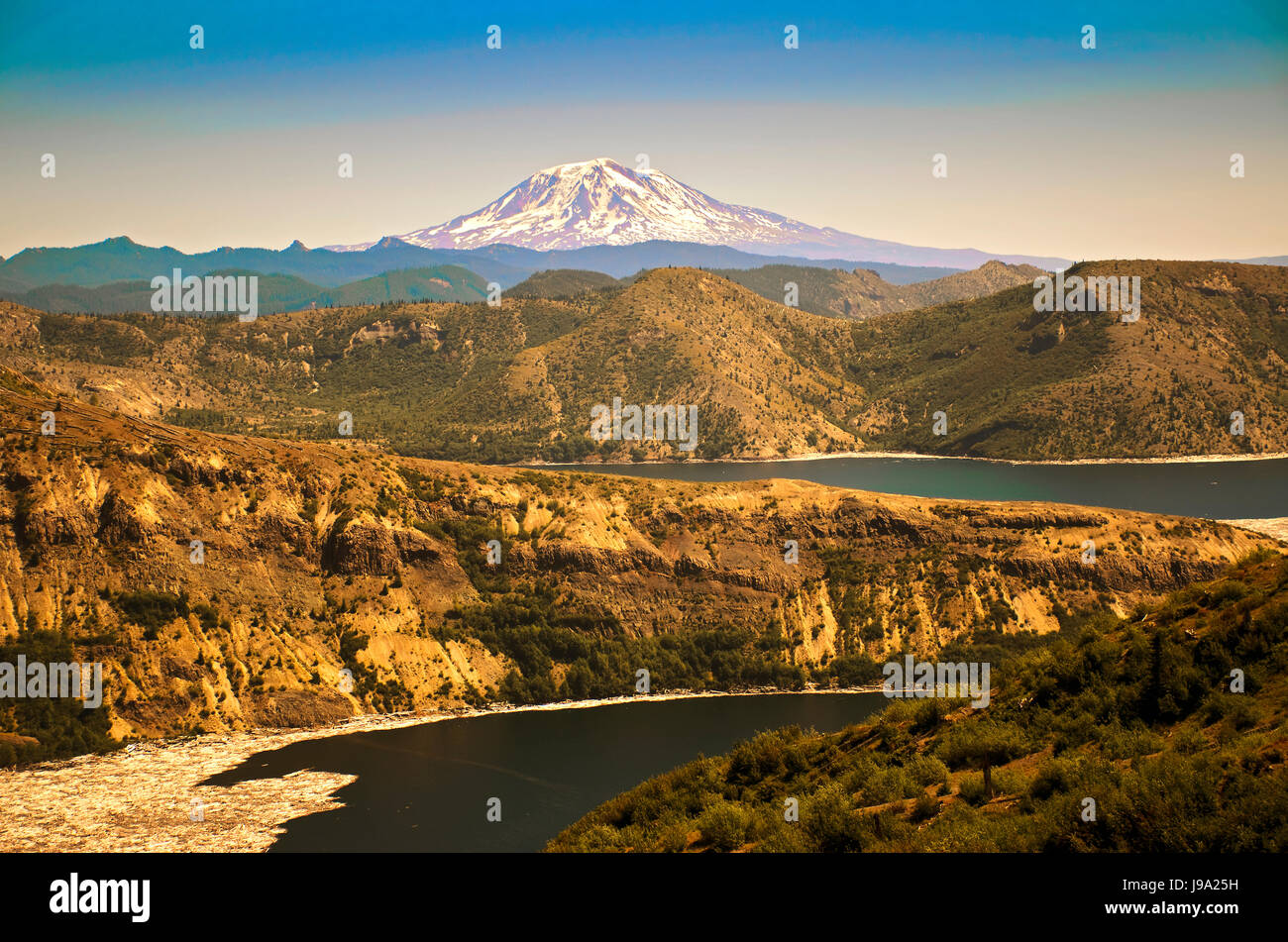Mount adams hi-res stock photography and images - Alamy