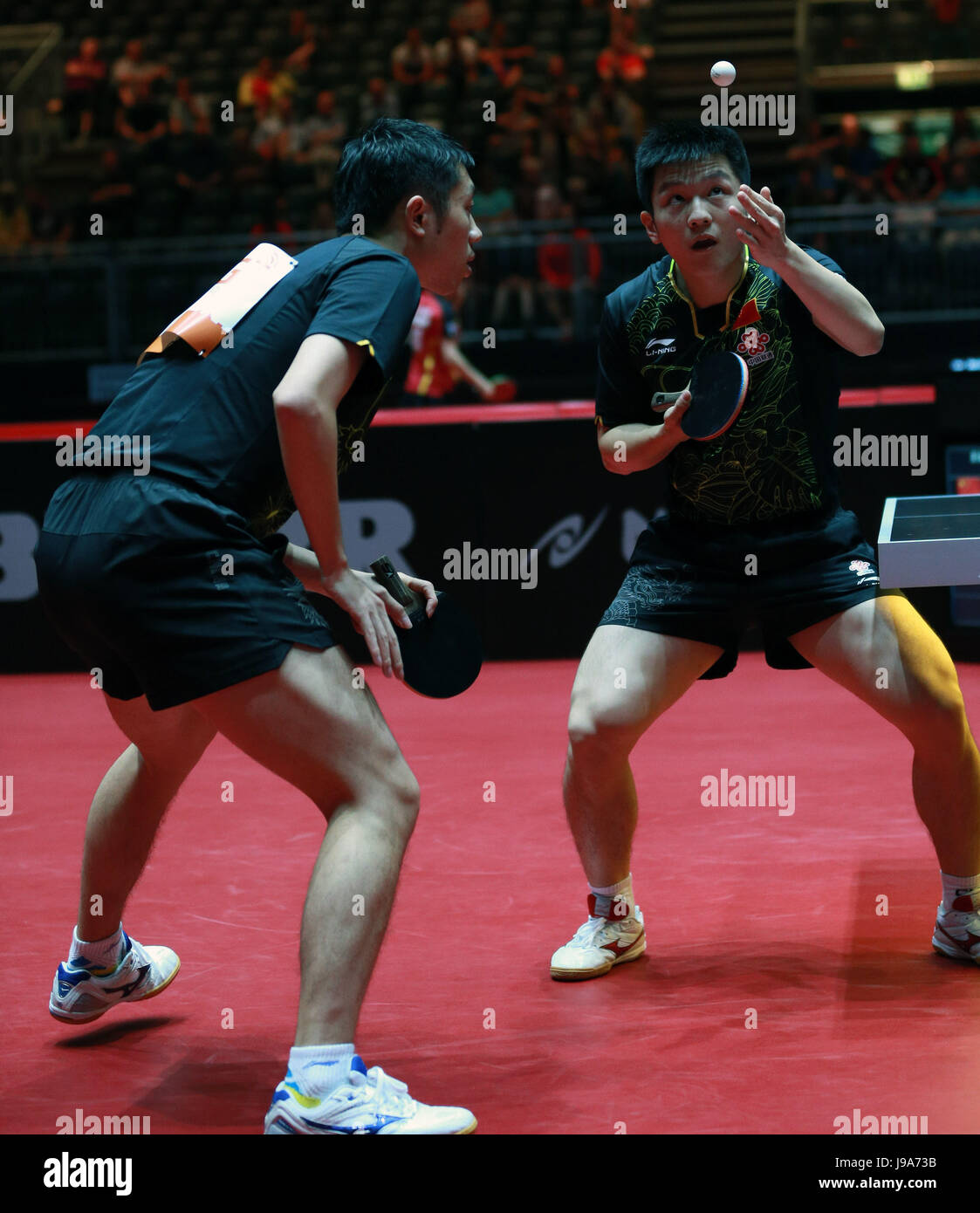 Luo fan hi-res stock photography and images - Alamy