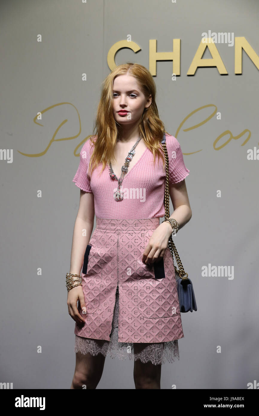 Tokyo, Japan. 31st May, 2017. British actress Ellie Bamber poses at a ...