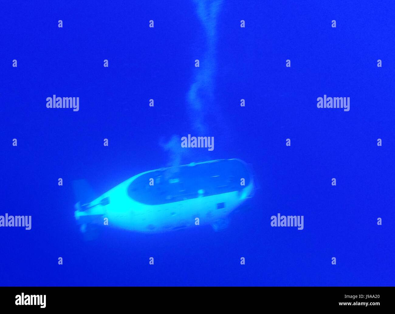 Mariana trench, depth in meters hi-res stock photography and images - Alamy