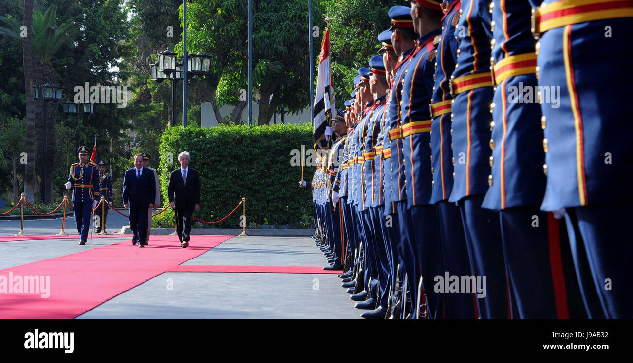 Review cairo hi-res stock photography and images - Alamy