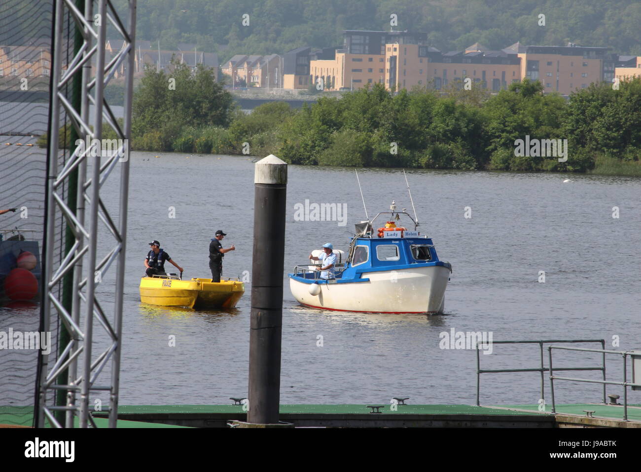 Cardiff Bay, Wales, UK. 1st June 2017. Police give a thumbs up to a ...