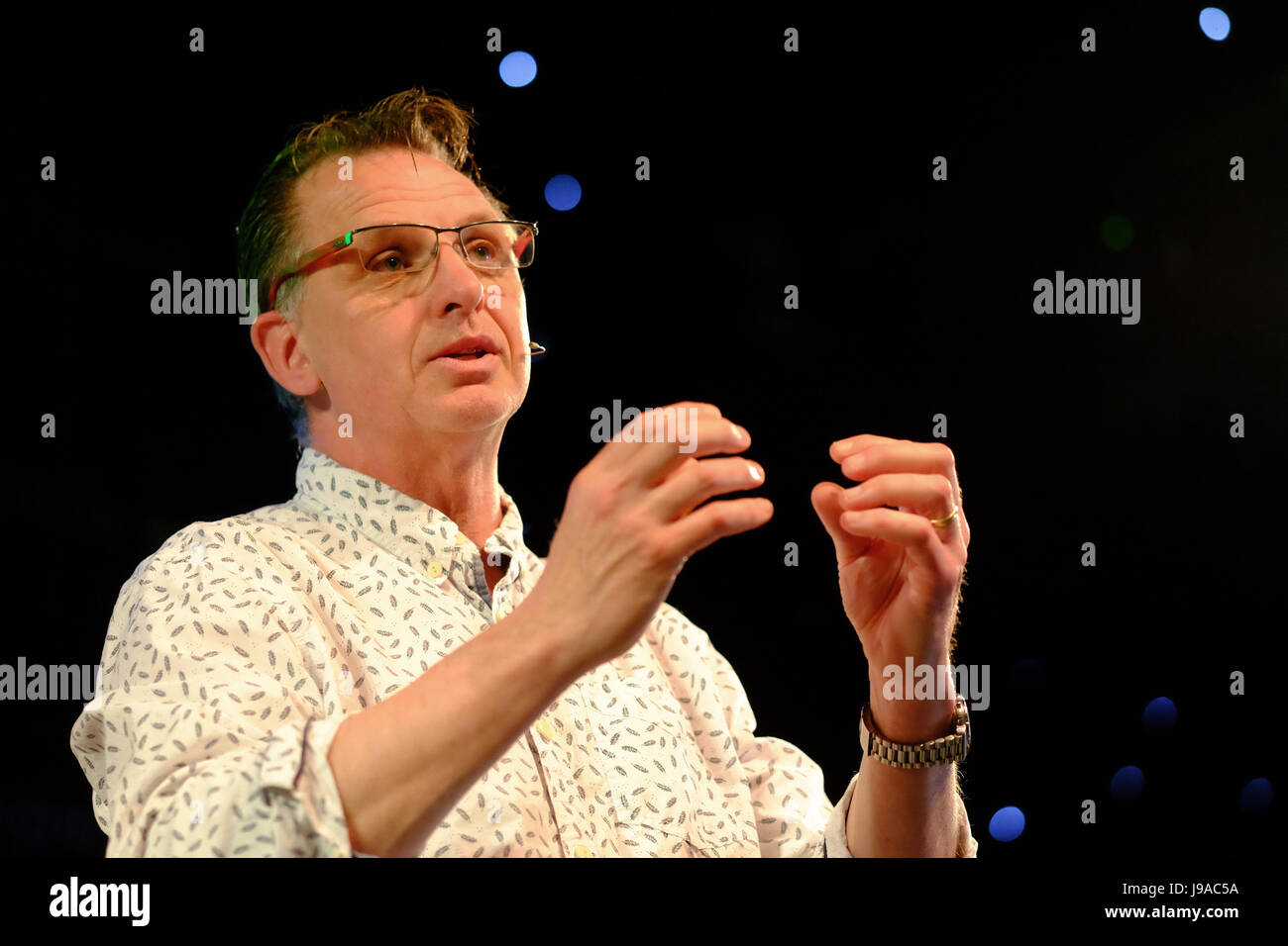 Steven universe hi-res stock photography and images - Alamy