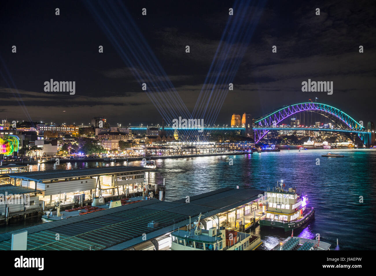 Vivid Sydney light show 2017, Vivid Sydney projects light onto Sydney ...