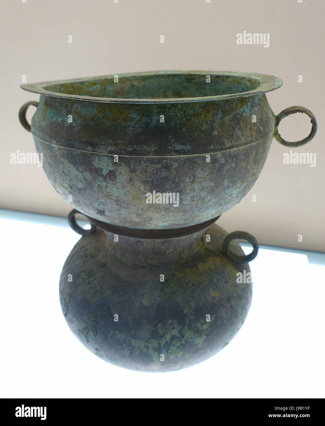 Zeng cooking ware, China, unearthed at Xiaotianxi, Fuling district ...