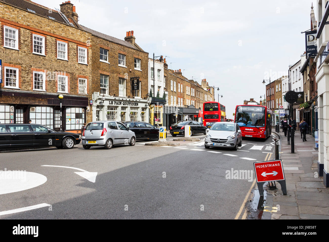 Old london bus pedestrians hi-res stock photography and images - Alamy