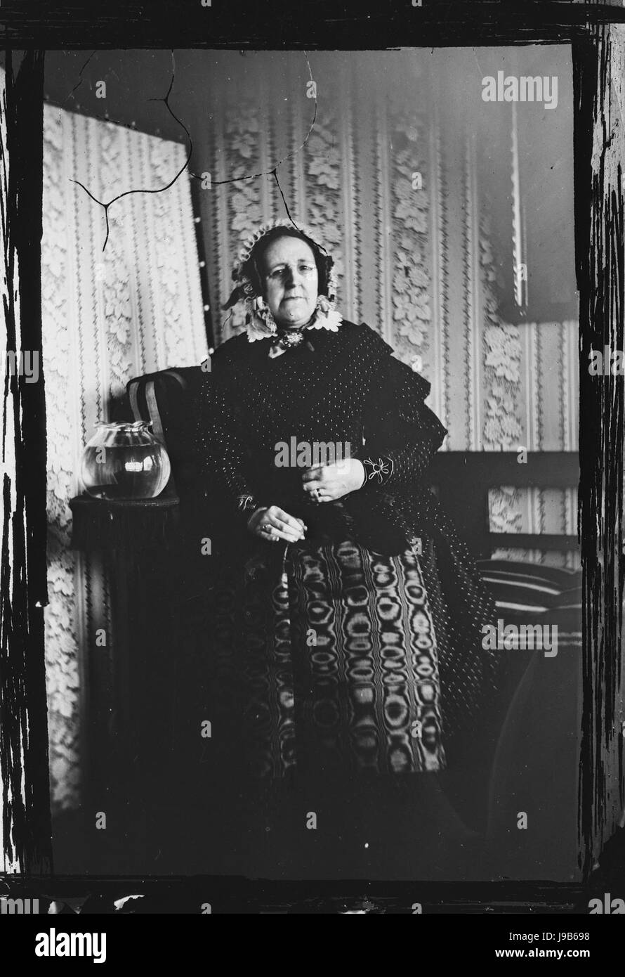 Een oude vrouw Black and White Stock Photos & Images - Alamy