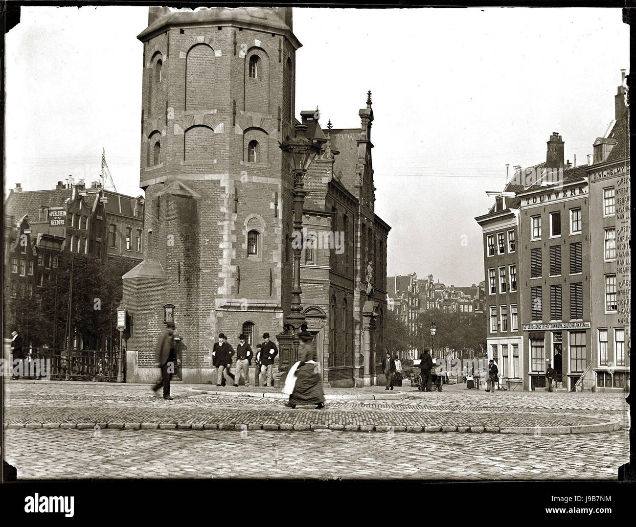 Muntplein 6 (ged) 8 10 (rechts, vrnl) Jacob Olie (max res Stock Photo ...
