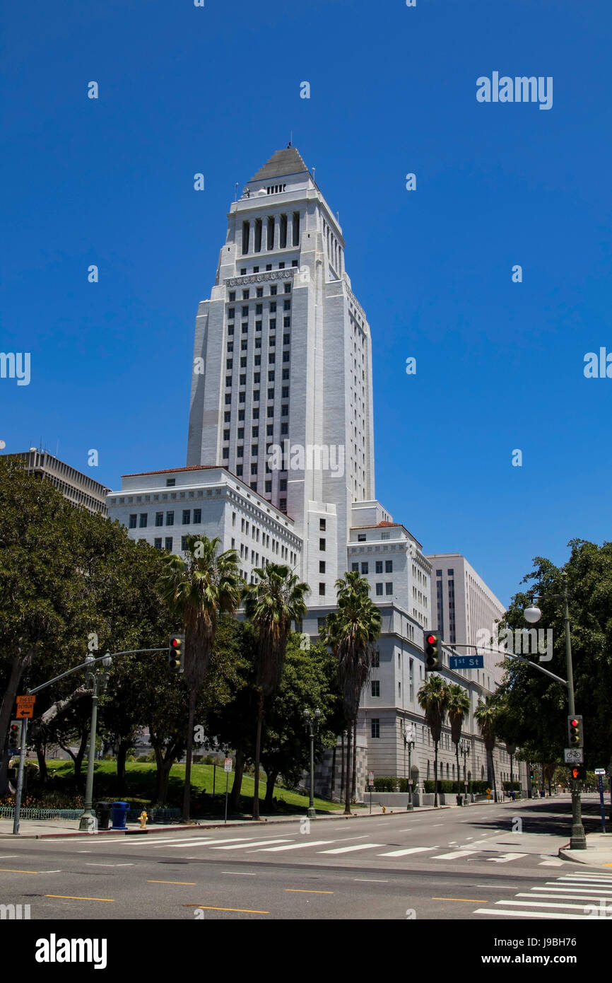 Los Angeles City Hall building downtown Stock Photo - Alamy