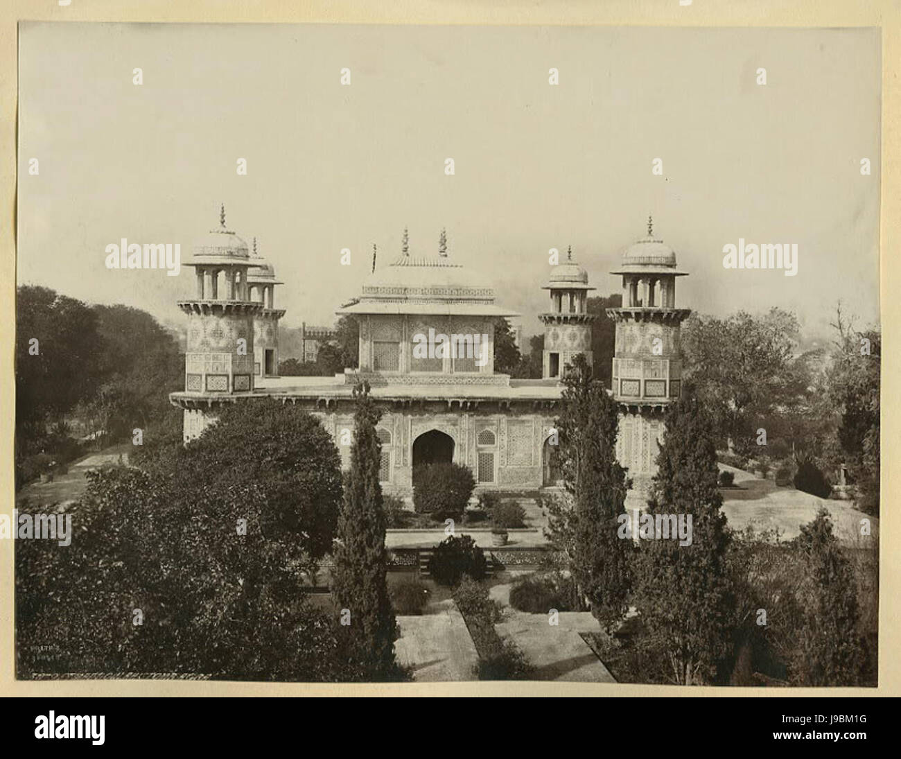 Ud daula hi-res stock photography and images - Alamy