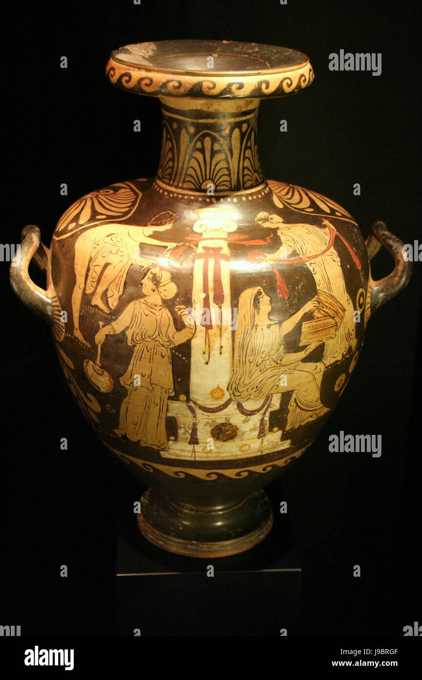 Ceramic vas hi-res stock photography and images - Alamy