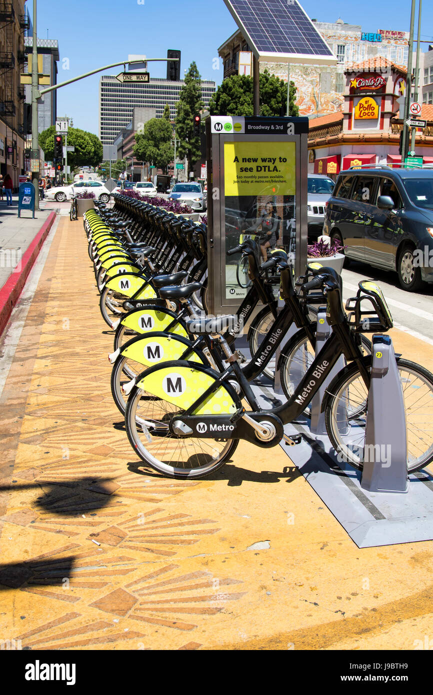 Bicycle at downtown Los Angeles Stock Photo - Alamy