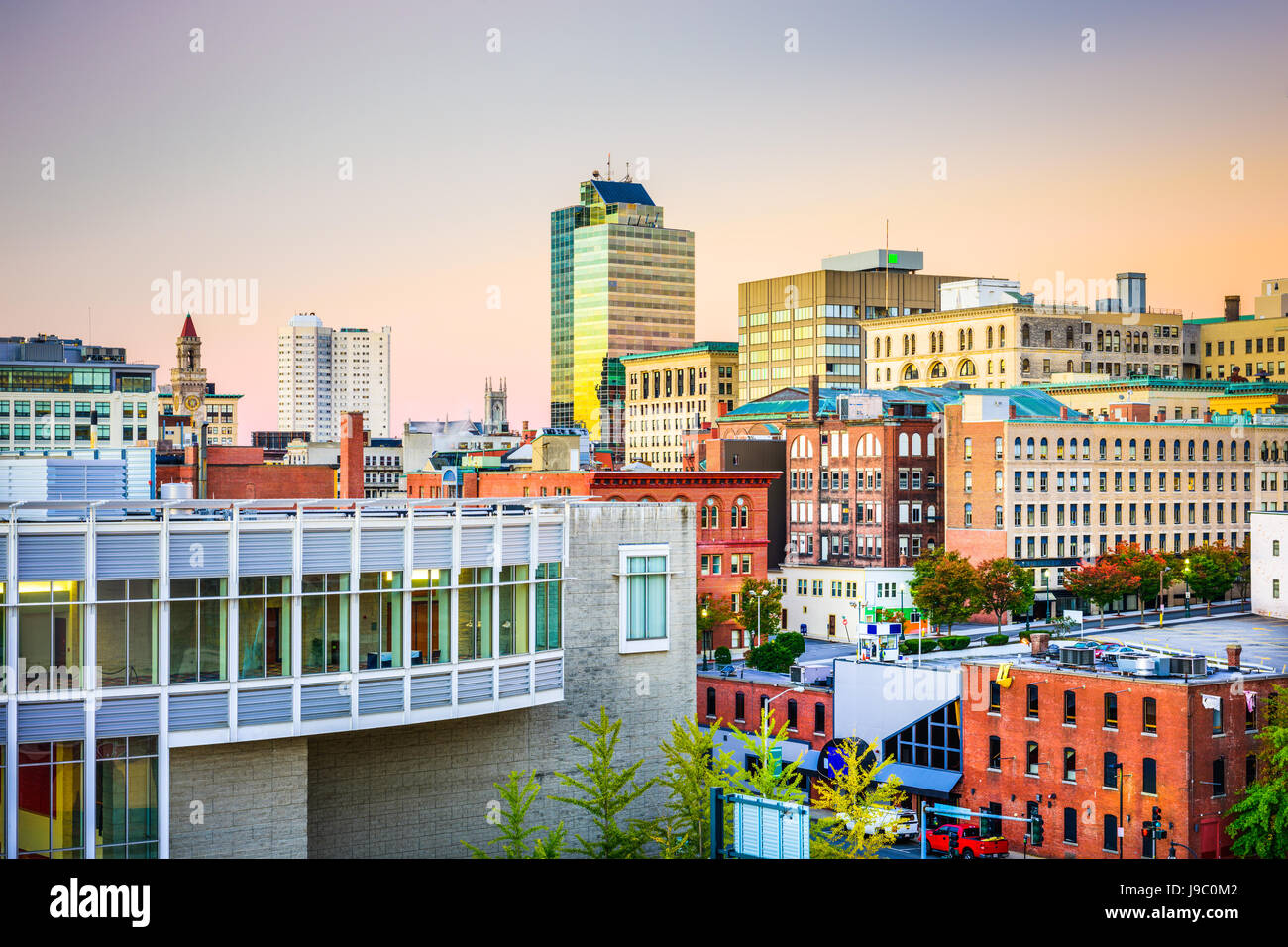 Worcester massachusetts usa skyline hi-res stock photography and images ...