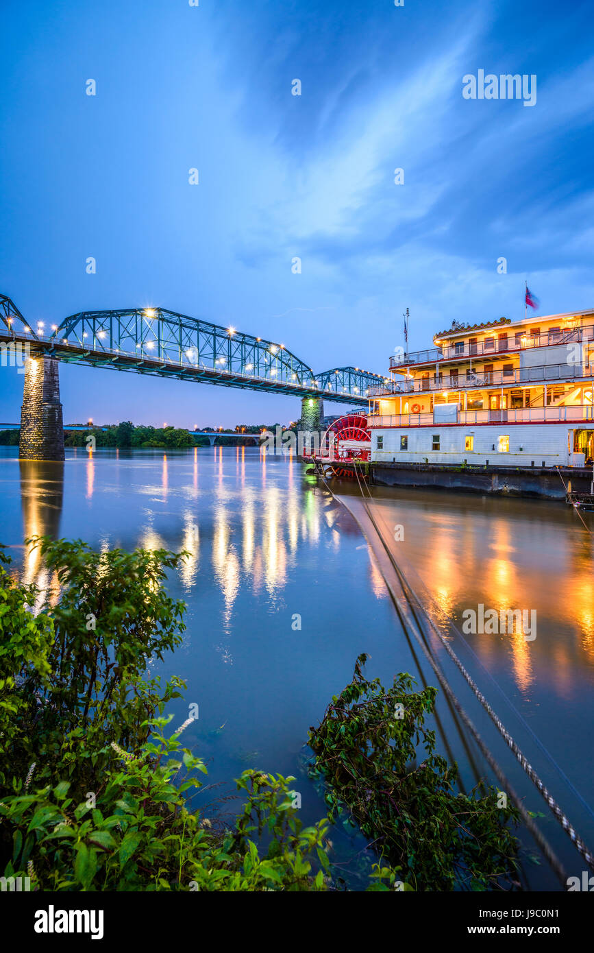 Chattanooga, Tennessee, USA on the Tennessee River Stock Photo - Alamy