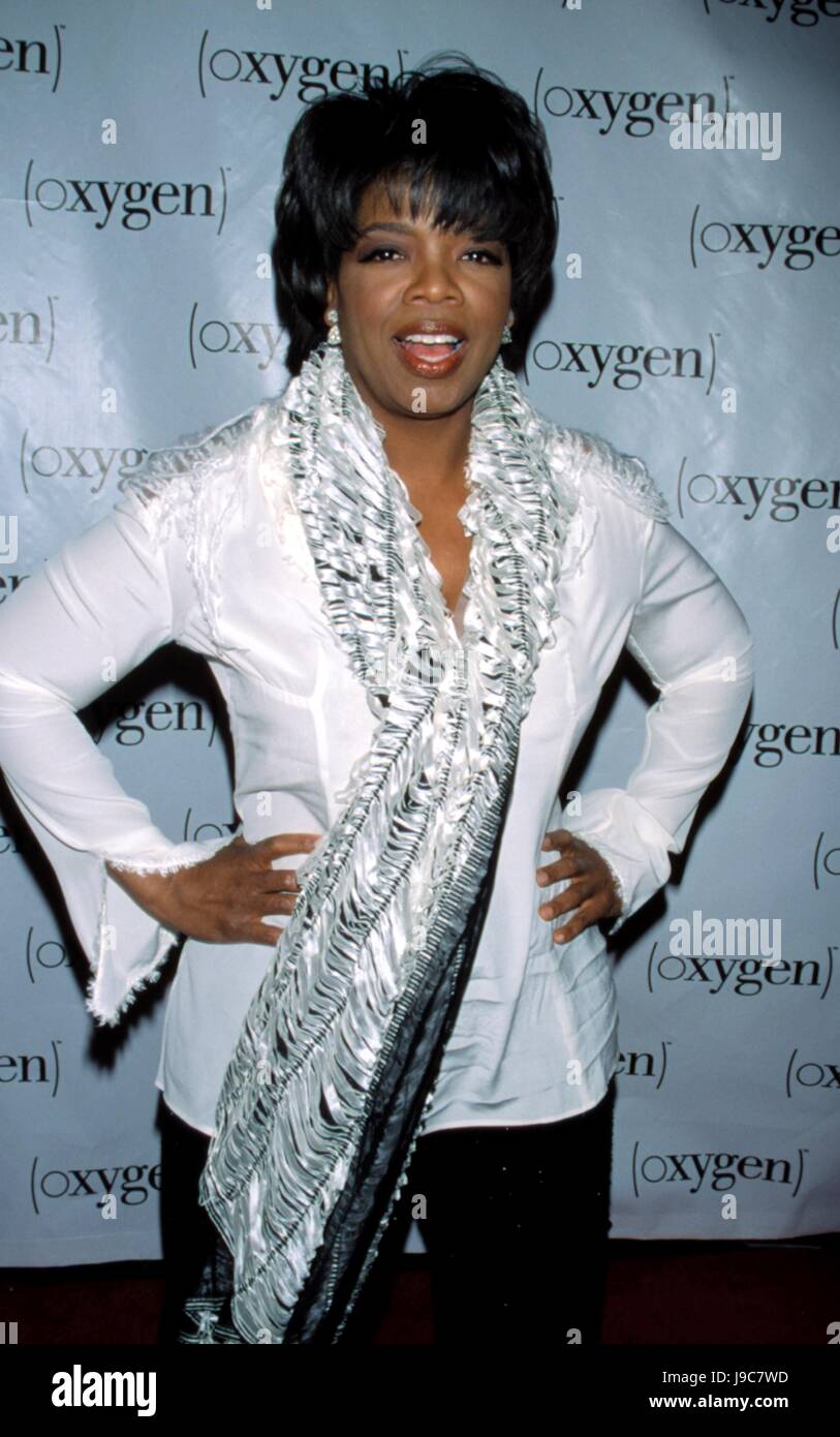 OPRAH WINFREY Oxygen 2nd Anniversary Party Exit, NYC April 5, 2002 ...