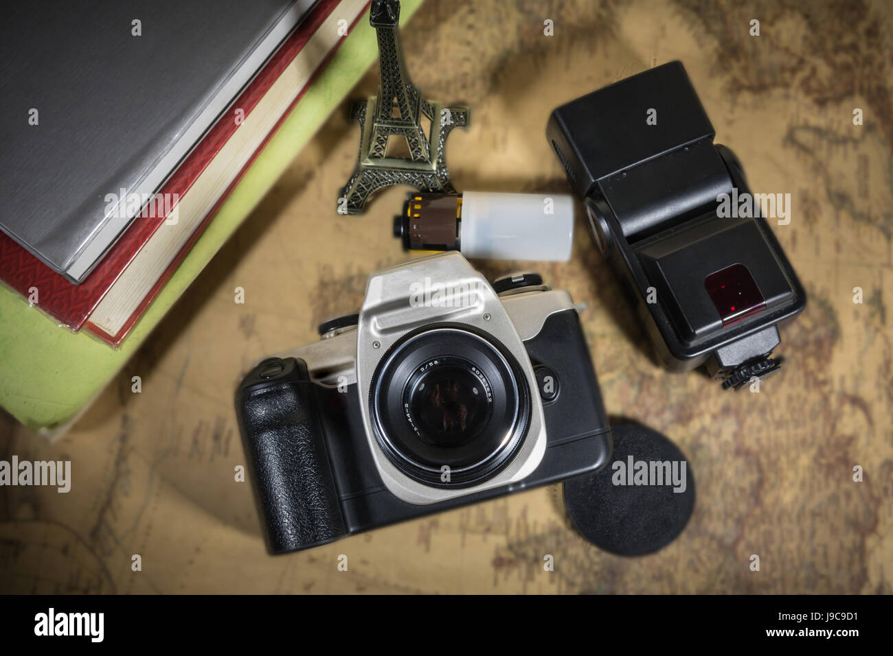 Map camera diary hi-res stock photography and images - Alamy