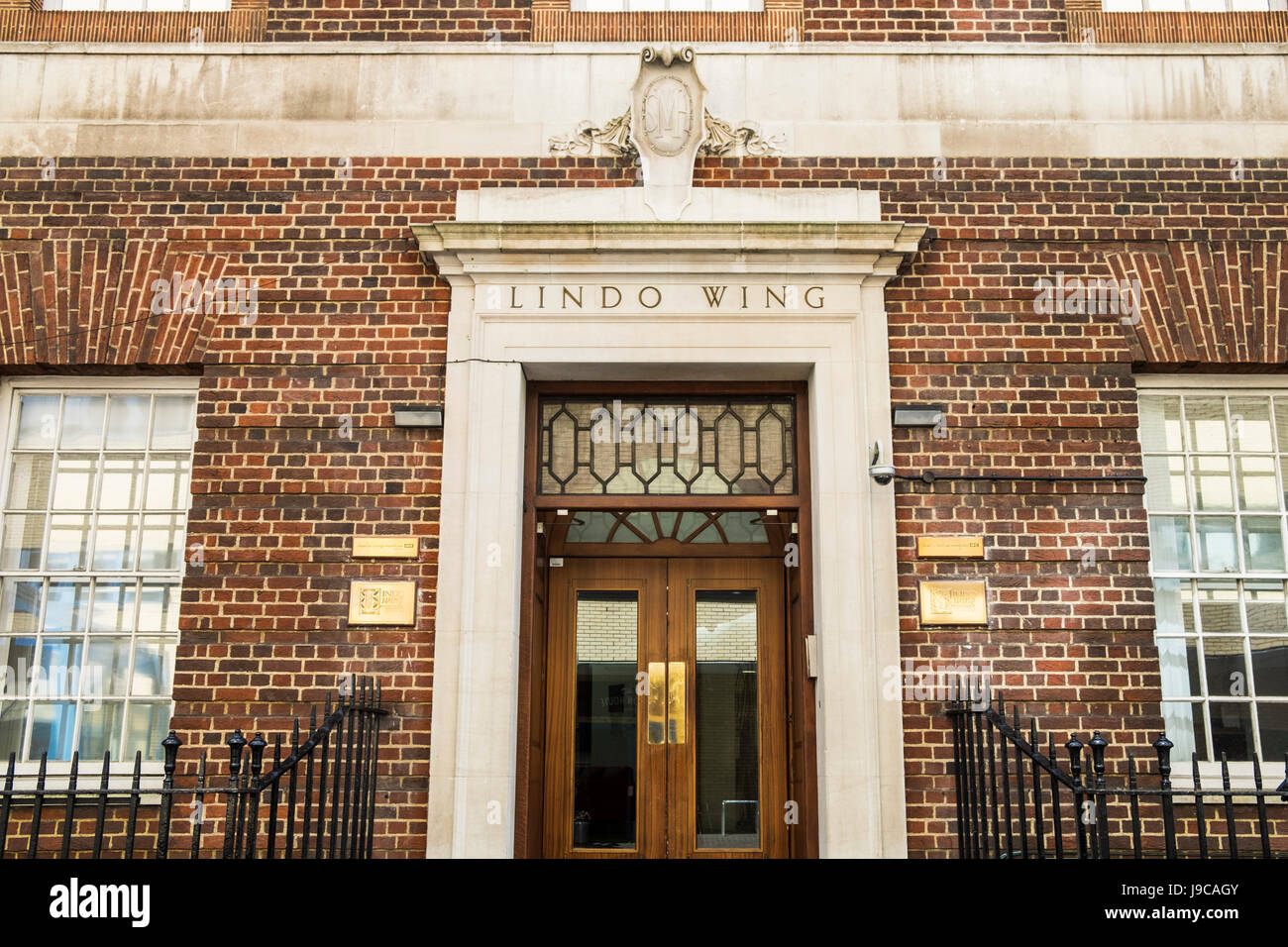 Lindo Wing Stock Photos & Lindo Wing Stock Images - Alamy