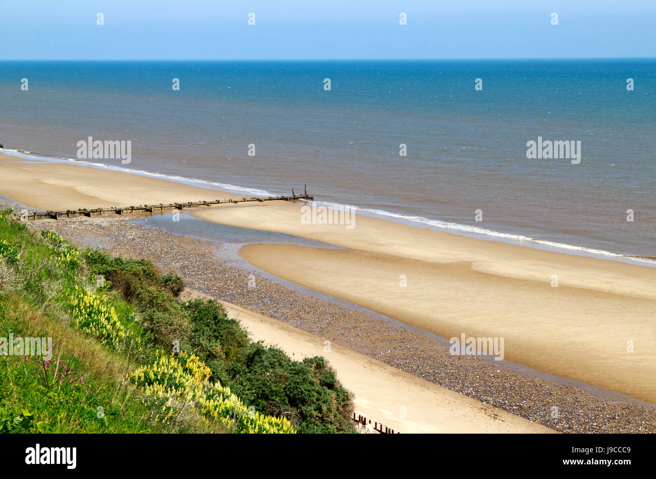 A view of the west beach from the cliffs at Mundesley-on-Sea, Norfolk ...