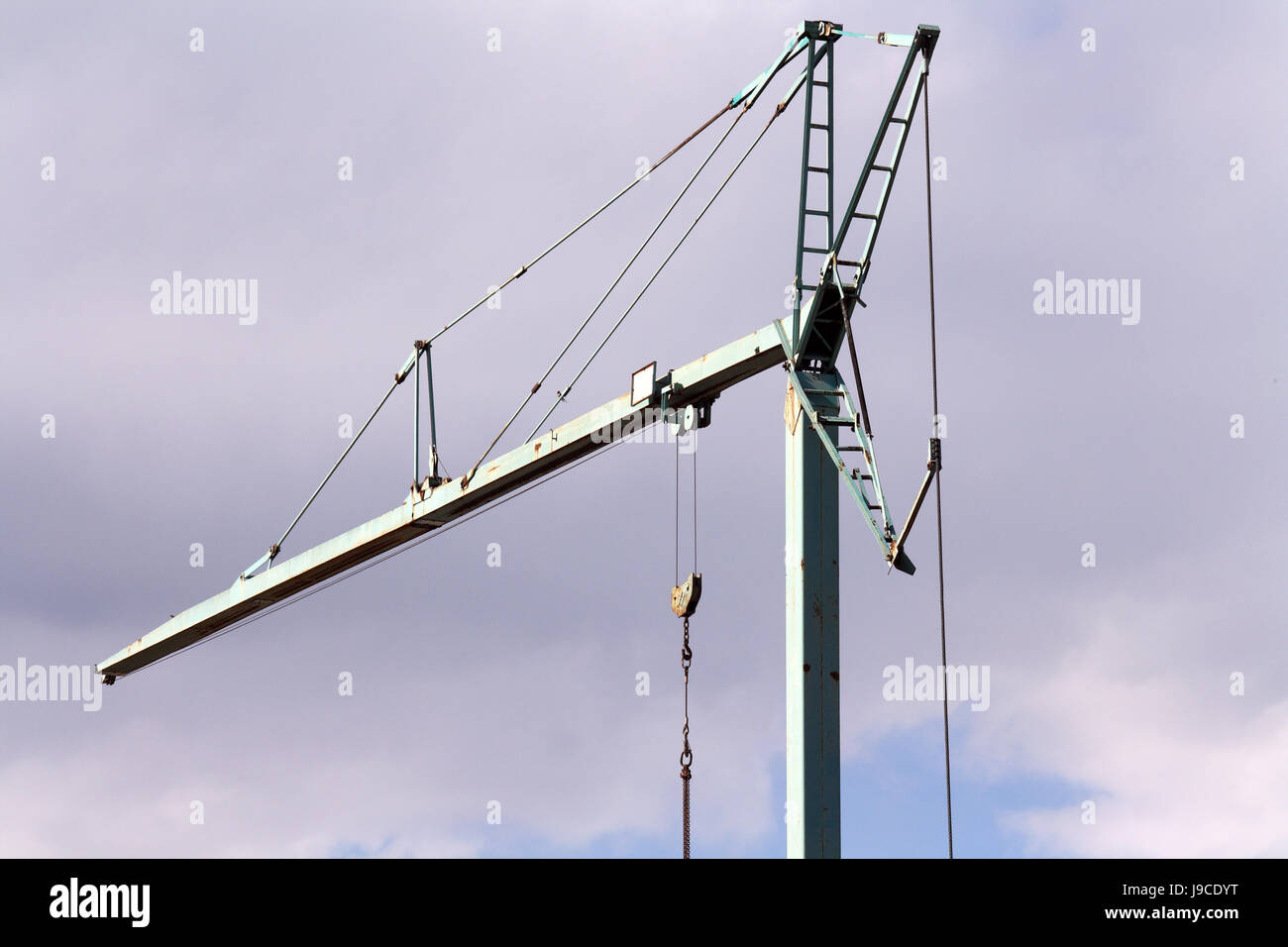 build, load, style of construction, architecture, architectural style ...
