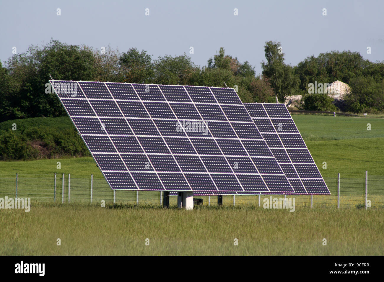 Solar plants hi-res stock photography and images - Alamy