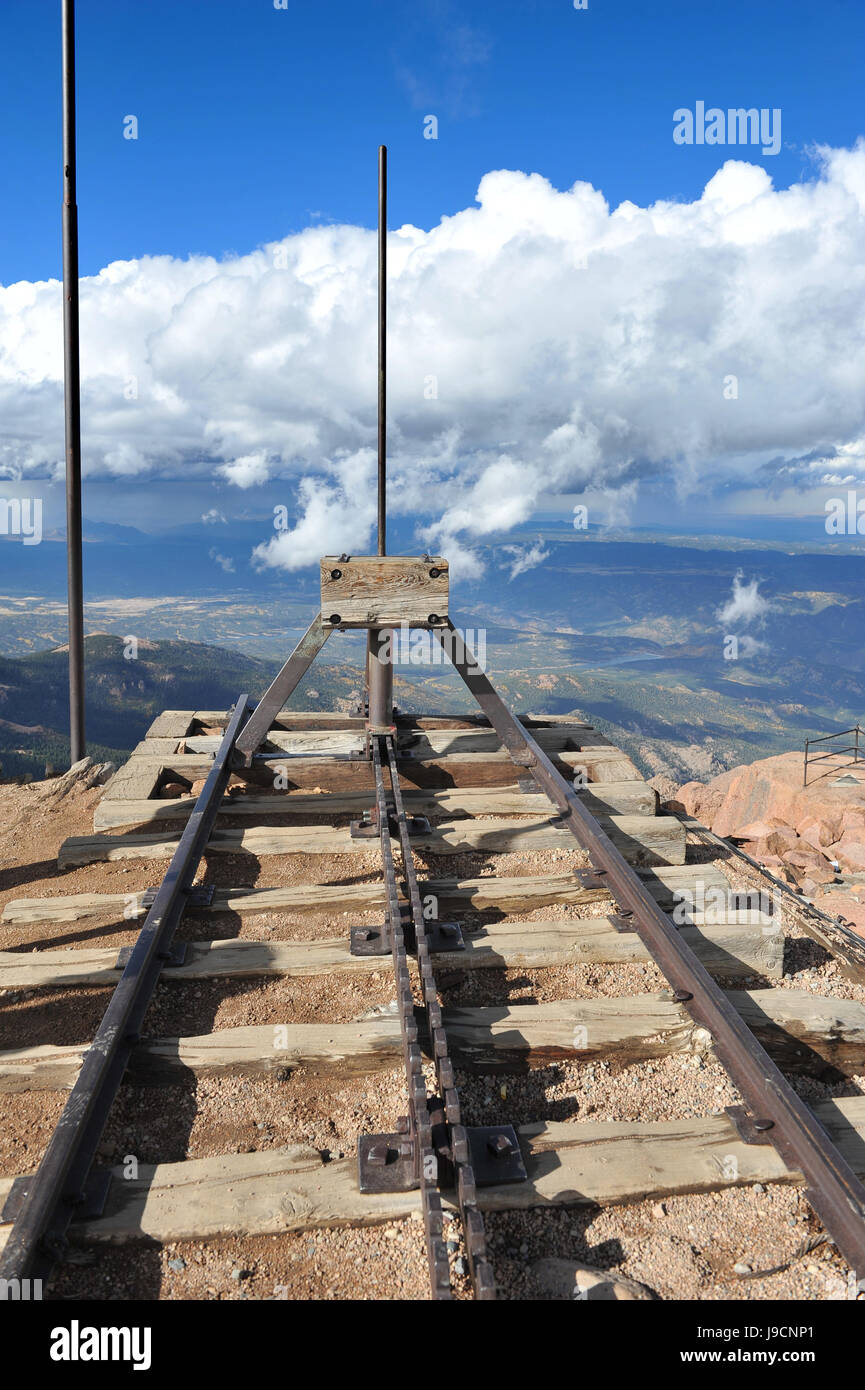 Pikes peak tracks hi-res stock photography and images - Alamy