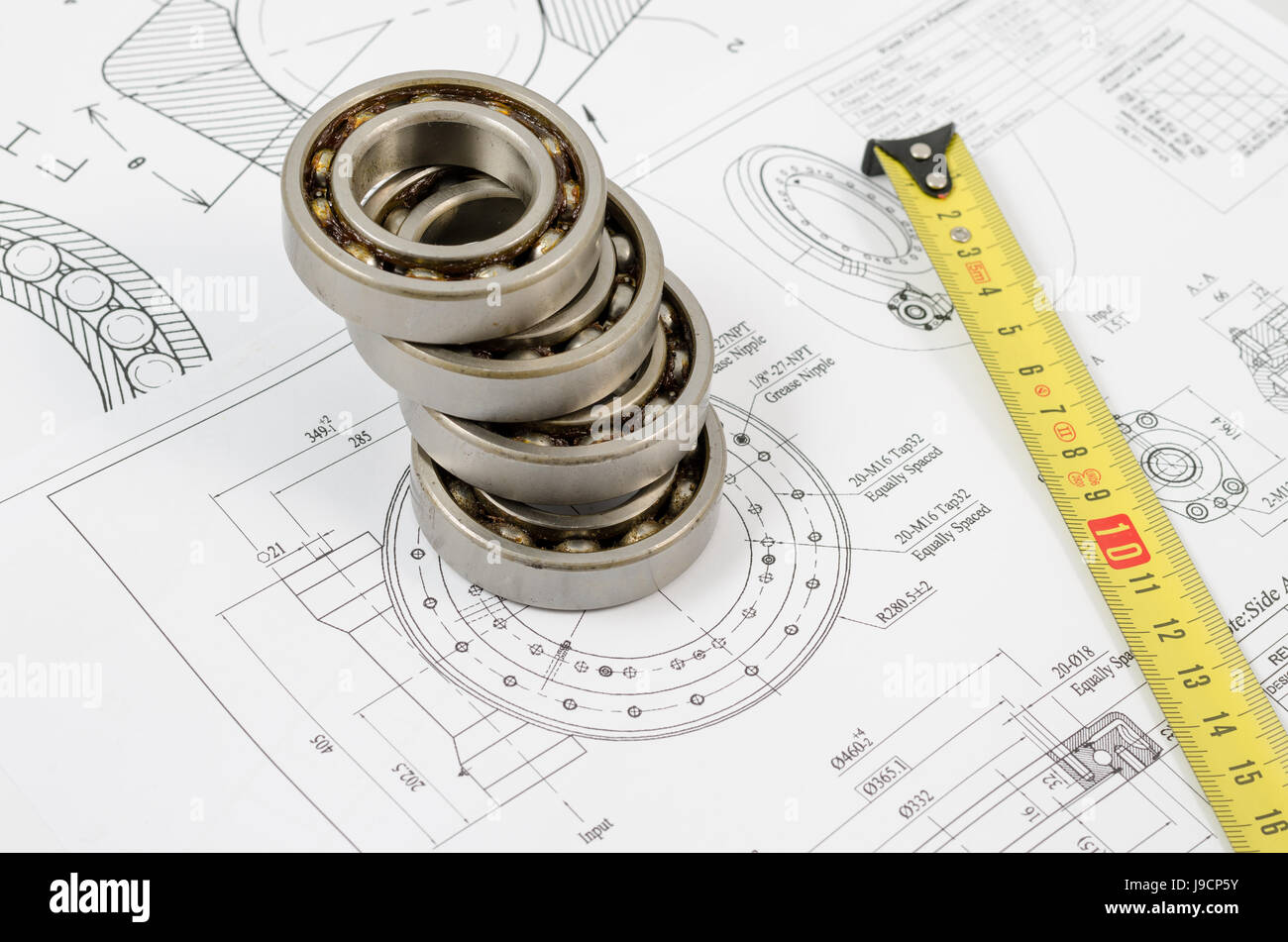 Ball bearings scale hi-res stock photography and images - Alamy