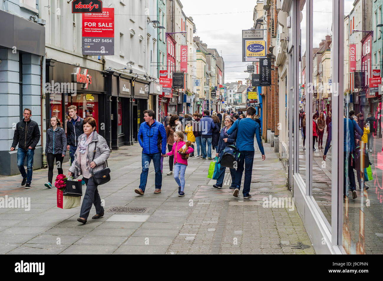 Shoppers and shops on Princes Street, Cork, Ireland Stock Photo - Alamy