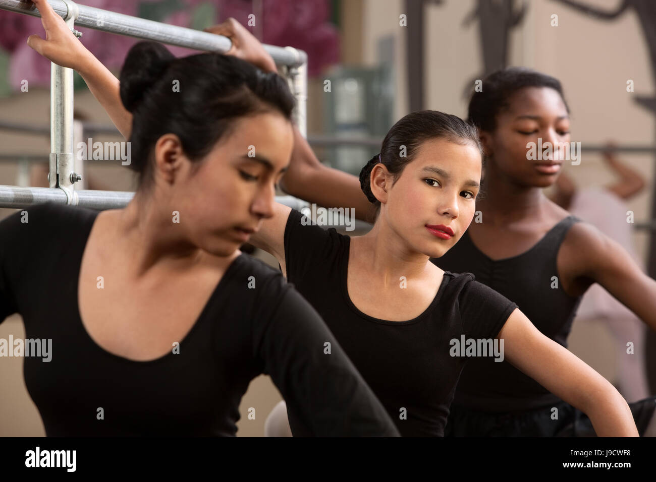 African possession dance hi-res stock photography and images - Alamy
