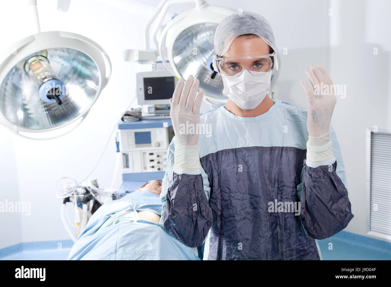 doctor, physician, medic, medical practicioner, humans, human beings ...