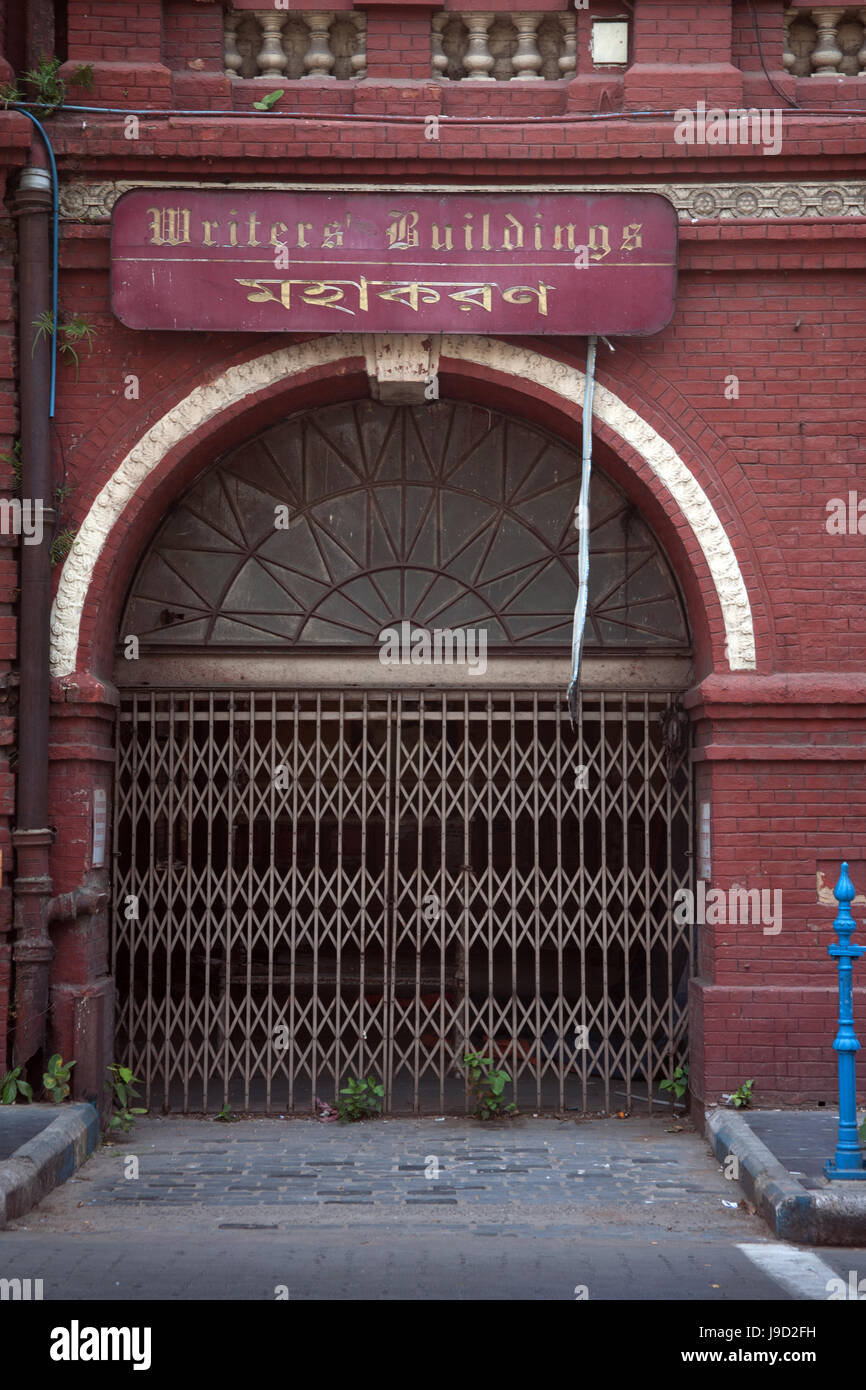The Writers Building on Benoy Badal Dinesh (BBD) Square, formerly ...